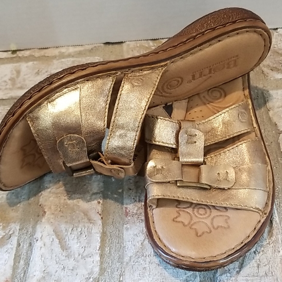Born | Shoes | Born Gold Leather Metallic Slidesandals Size 7 | Poshmark